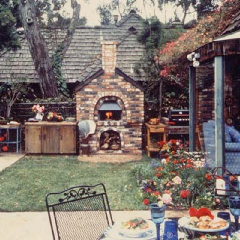 Commercial Wood Fired Pizza Oven Kit | Earthstone Model 130 - Patio ...